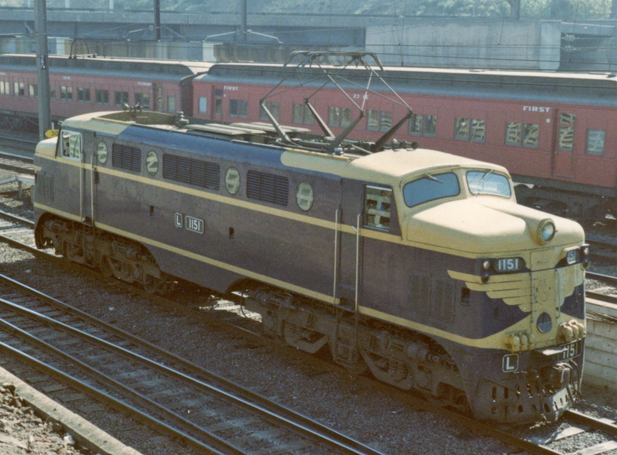 L class electric locomotives