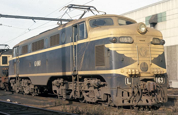 L class electric locomotives